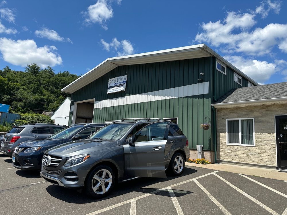 VIVE COLLISION - THOMASTON - Updated August 2025 - 15 Photos & 12 ...