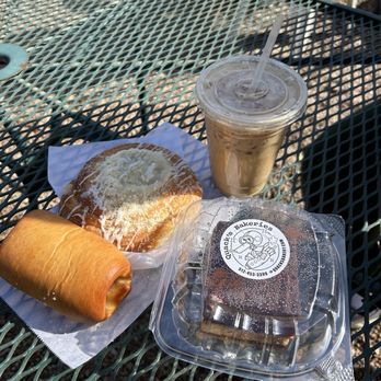 QUACK’S 43RD STREET BAKERY - Updated May 2025 - 602 Photos & 868 ...