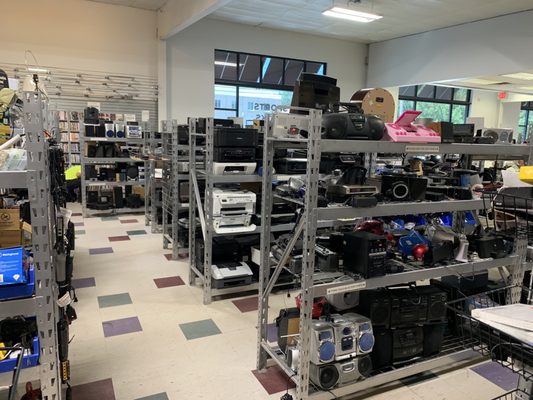 GOODWILL - 1700 S 17th St, Lincoln, Nebraska - Thrift Stores - Phone ...