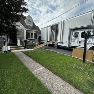 ROADWAY MOVING - Updated December 2024 - 845 Photos & 496 Reviews - 845 ...