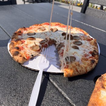 PICTURED ROCKS PIZZA - Updated August 2024 - 124 Photos & 264 Reviews ...