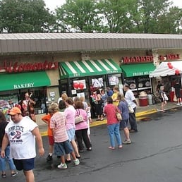 ALTOMONTE’S ITALIAN MARKET & BAKERY - Updated July 2025 - 224 Photos ...