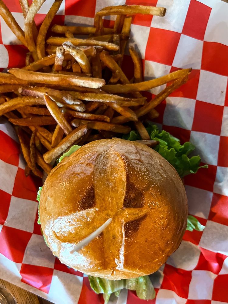 THE MIGHTY BURGER - Updated May 2024 - 1898 S Flatiron Ct, Boulder ...