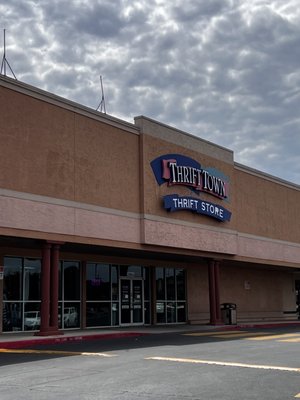 THRIFT TOWN - Updated June 2025 - 79 Photos & 57 Reviews - 2864 ...