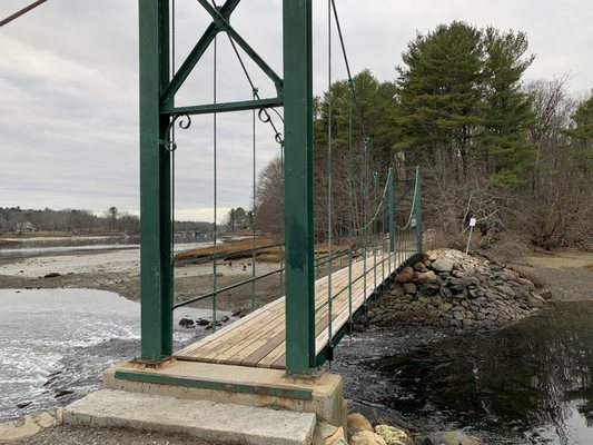 WIGGLY BRIDGE - Updated December 2024 - 72 Photos & 21 Reviews - 30 ...