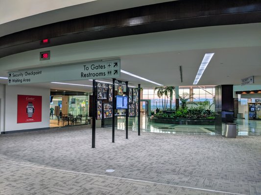 BATON ROUGE METROPOLITAN AIRPORT - BTR - Updated November 2024 - 236 ...