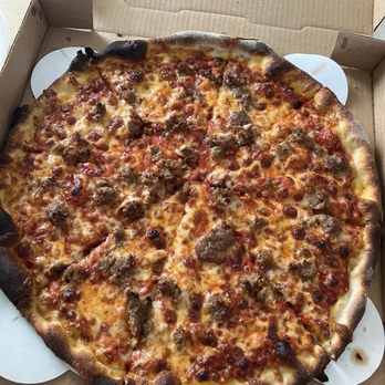 THE GOOMBAH PIZZAIOLO - Updated October 2025 - 19 Photos & 32 Reviews ...