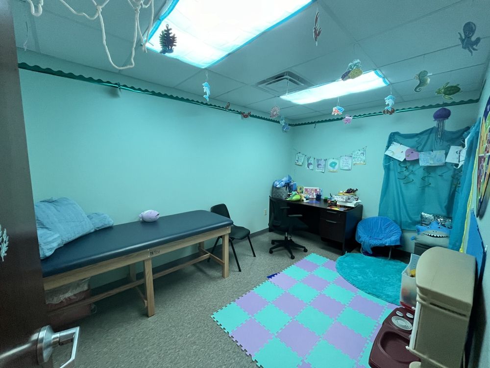 POSITIVE STEPS THERAPY - Updated August 2024 - 2112 North Franklin Dr ...