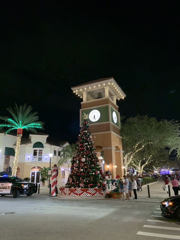 WESTON TOWN CENTER - 32 Photos - 1675 Market St, Weston, Florida ...