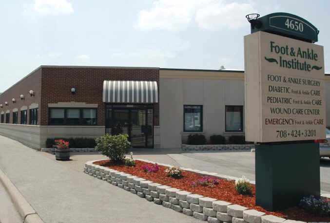 LAURA LINDE, DPM - Updated September 2025 - Oak Lawn, Illinois ...