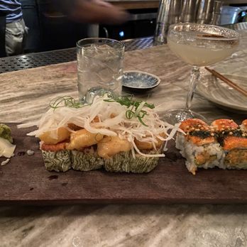 TUNA BAR - Updated July 2024 - 637 Photos & 323 Reviews - 205 Race St ...