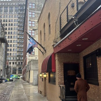 SAFEHOUSE - Updated February 2025 - 913 Photos & 1157 Reviews - 779 N ...