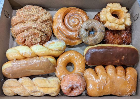 SUNRISE DONUTS - Updated June 2024 - 153 Photos & 96 Reviews - 6530 S ...