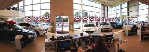 KARP VOLVO - Updated October 2025 - 33 Photos & 91 Reviews - 392 ...