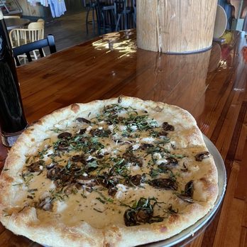 LASSEN ALE WORKS BOARDROOM - Updated August 2024 - 148 Photos & 122 ...