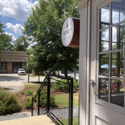 SCOUT - Updated September 2024 - 300 Photos & 256 Reviews - 321 W Hill ...