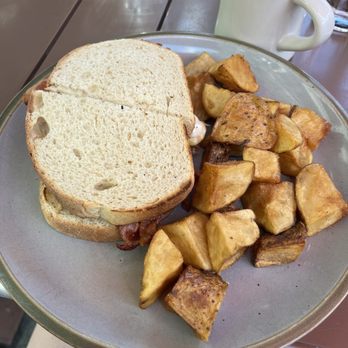 THE PARAMOUNT - 1085 Photos & 1726 Reviews - 44 Charles St, Boston ...