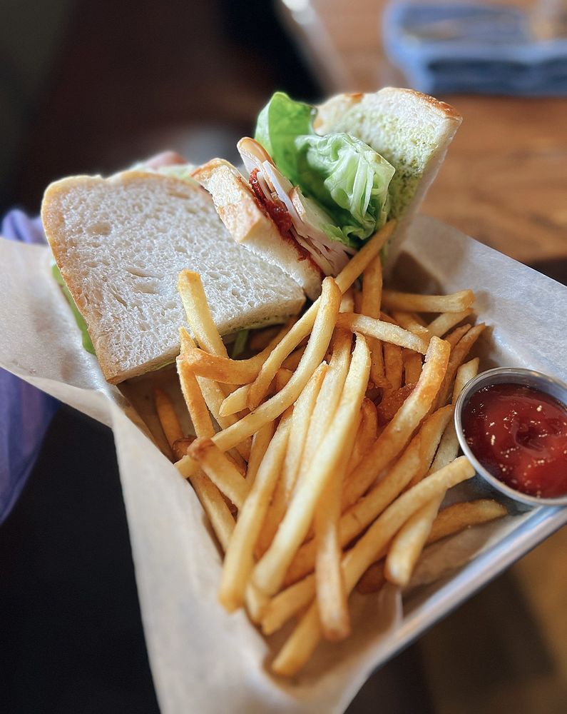 KING TIDE FISH AND SHELL - Updated October 2024 - 580 Photos & 285 ...