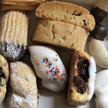 ITALIAN BAKERY - Updated December 2025 - 111 Photos & 112 Reviews - 82 ...
