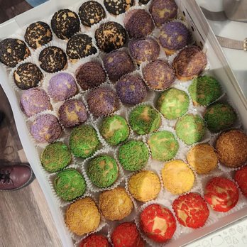 PUFFY PANDY - Updated May 2025 - 449 Photos & 135 Reviews - 9828 16th ...