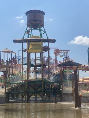 HOLIDAY SPRINGS WATER PARK - Updated August 2025 - 5501 Crossroads Pkwy ...