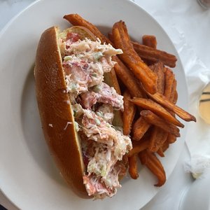 BOTTOM LINE BAR & GRILL - 20 Photos - 415 Palmer Ave, Warwick, RI ...