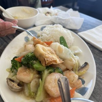 LITTLE ASIA - Updated October 2025 - 377 Photos & 431 Reviews - 4624 W ...