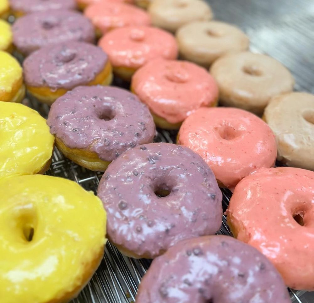 YUMMM DONUTS - Updated February 2025 - 30 Photos & 16 Reviews - 624 ...