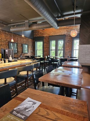 THE TAP HOUSE ON HISTORIC 3RD ST - Updated December 2025 - 187 Photos ...