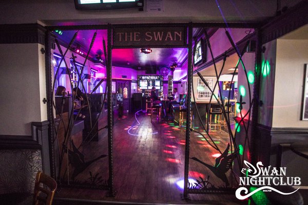 THE SWAN - Updated August 2025 - 2-4 Churchgate, Bolton, Aberdeen ...