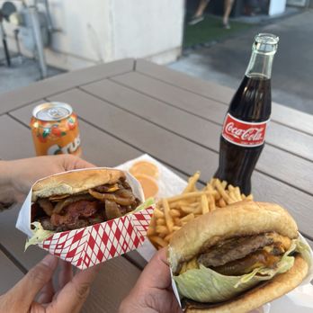 BURGER KOOK - Updated December 2025 - 308 Photos & 117 Reviews - 5114 ...