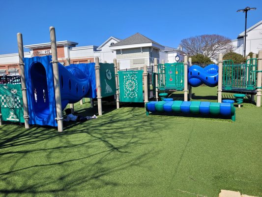 WALTER’S BOUNDLESS PLAYGROUND - Updated December 2025 - 12 Photos - 110 ...