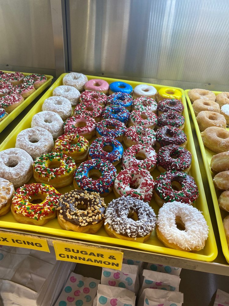 DANNAY’S DONUTS - Updated October 2025 - 14 Reviews - 7599 Garth Rd ...