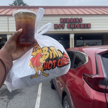 BIRDIES HOT CHICKEN - Updated November 2025 - 111 Photos & 103 Reviews ...