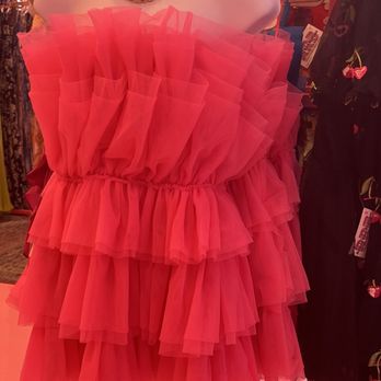 ROLLING RACK BOUTIQUE - Updated December 2025 - 30 Photos & 28 Reviews ...