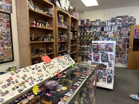 DOOMSDAY TOYS & COMICS - Updated May 2026 - 6072 Youngstown Warren Rd ...