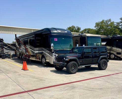 NATIONAL INDOOR RV CENTERS - DALLAS - Updated November 2025 - 51 Photos ...