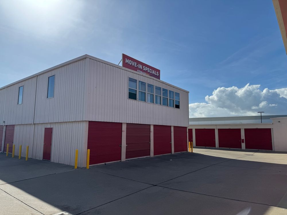 STORAGE PRO SELF STORAGE OF RICHMOND - Updated December 2025 - 22 ...