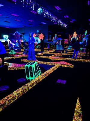 MONSTER MINI GOLF & LASER TAG - Updated October 2025 - 220 Photos & 127 ...