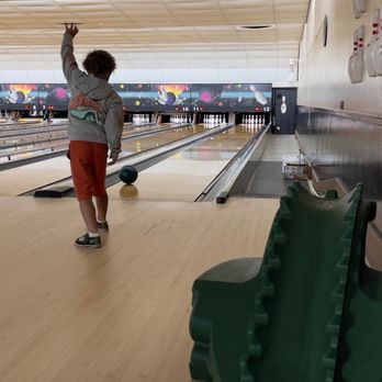 OCEAN LANES - Updated December 2025 - 16 Photos & 55 Reviews - 115 72nd ...