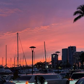 100 SAILS RESTAURANT & BAR - Updated July 2024 - 3934 Photos & 1055 ...