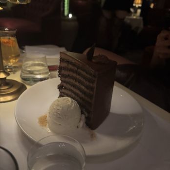 LE BAR PENELOPE - Updated December 2025 - 58 Photos & 28 Reviews - 14 E ...