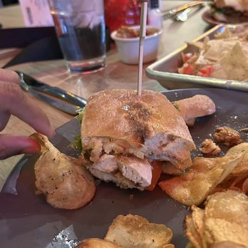 MISFIT KITCHEN - Updated April 2025 - 124 Photos & 63 Reviews - 111 N ...