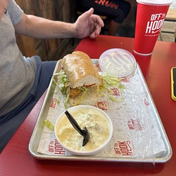 OFF THE HOOK - Updated November 2025 - 13 Reviews - 5353 Main St ...