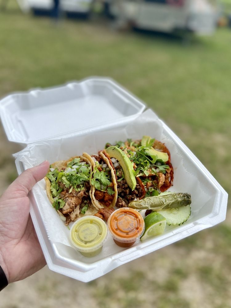 CACHITA’S KITCHEN - Updated June 2024 - 94 Photos & 52 Reviews - 1340 ...