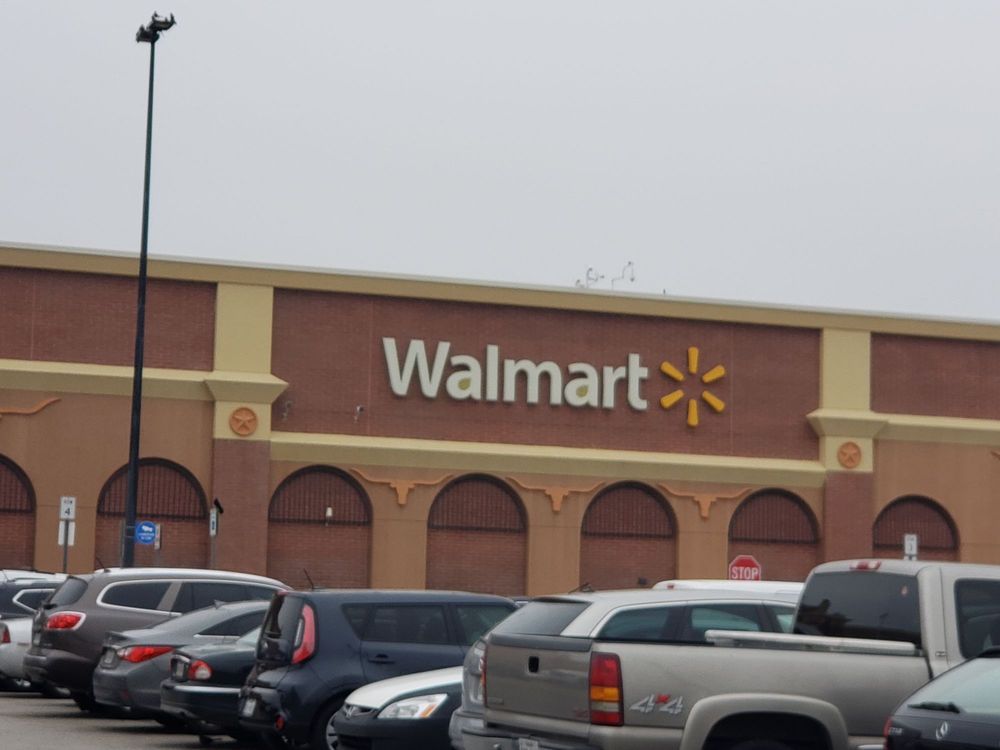WALMART SUPERCENTER - 62 Photos & 90 Reviews - 915 E Randol Mill Rd ...