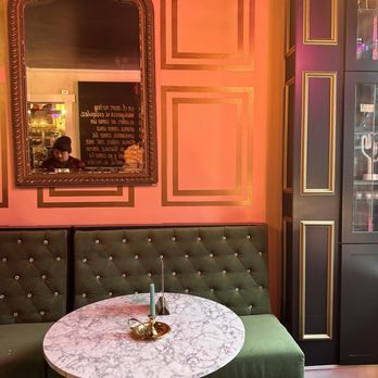 MOORE COFFEE SHOP - Updated July 2024 - 2907 Photos & 1286 Reviews ...