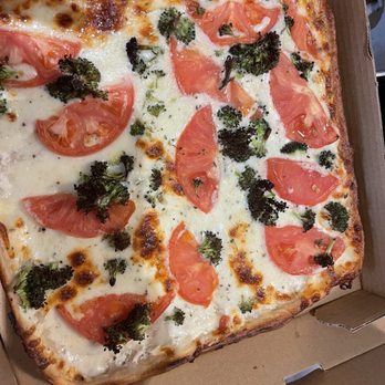 SANTUCCI’S ORIGINAL SQUARE PIZZA - Updated December 2025 - 16 Photos ...