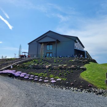 THREE FOX VINEYARDS & BREWERY - Updated August 2025 - 387 Photos & 228 ...