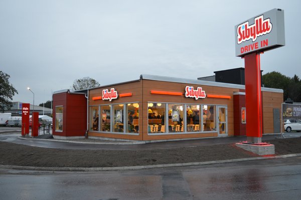 SIBYLLA - Updated October 2025 - 12 Photos - Datavägen 1, Järfälla ...